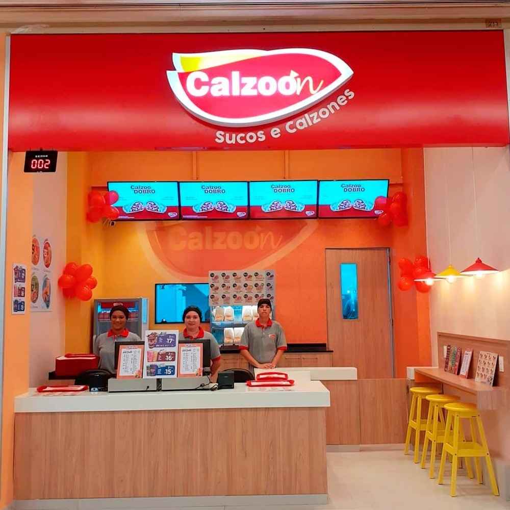 Chegou Calzoon no Midway Mall